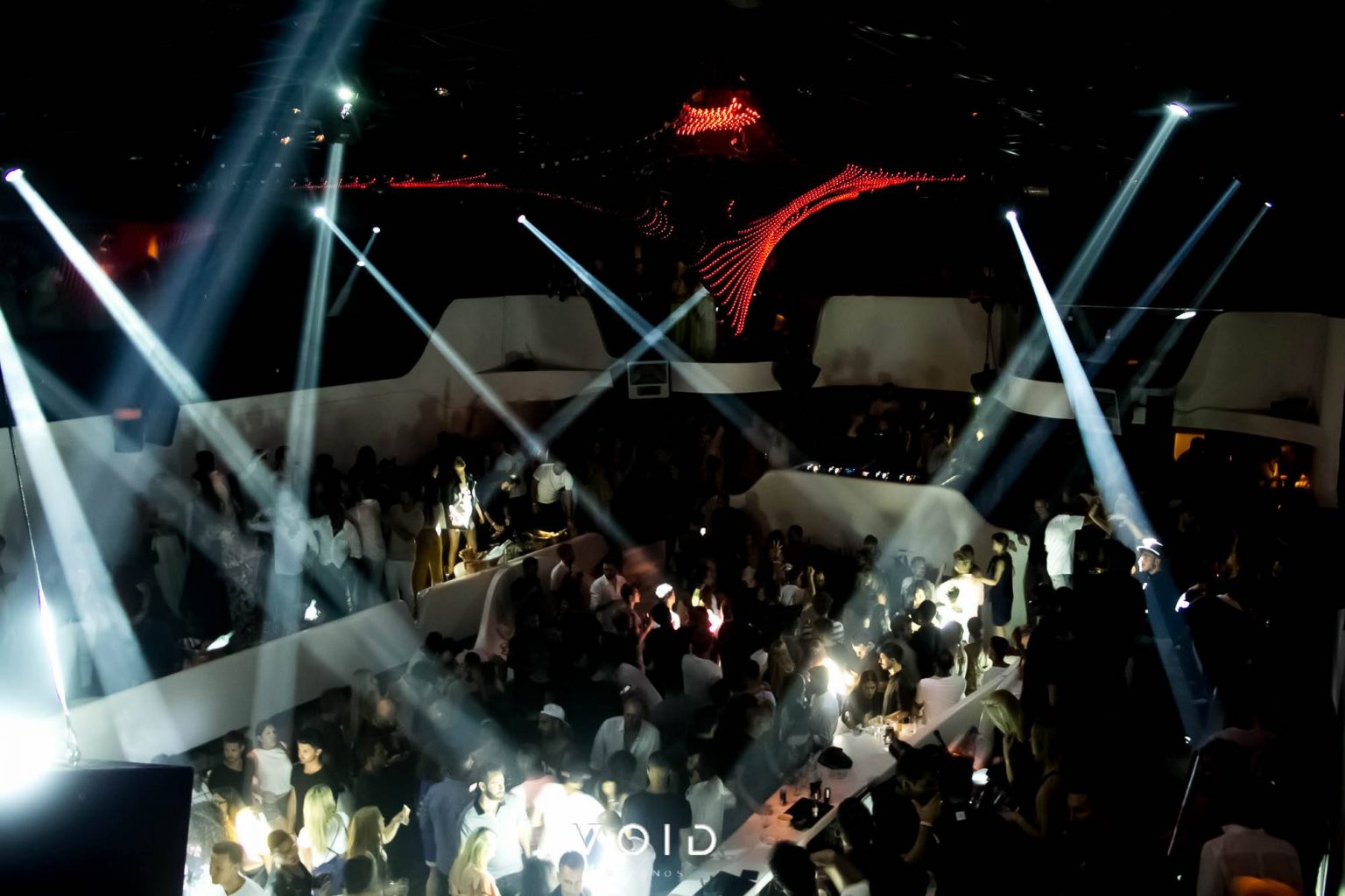 Mykonos Party: Information about the nightlife in Mykonos island