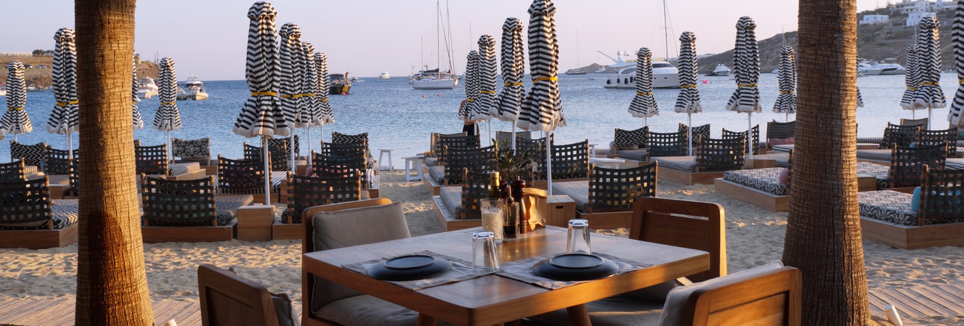 Pasaji Mykonos Restaurant and Bar at Ornos beach - Mykonos Traveller